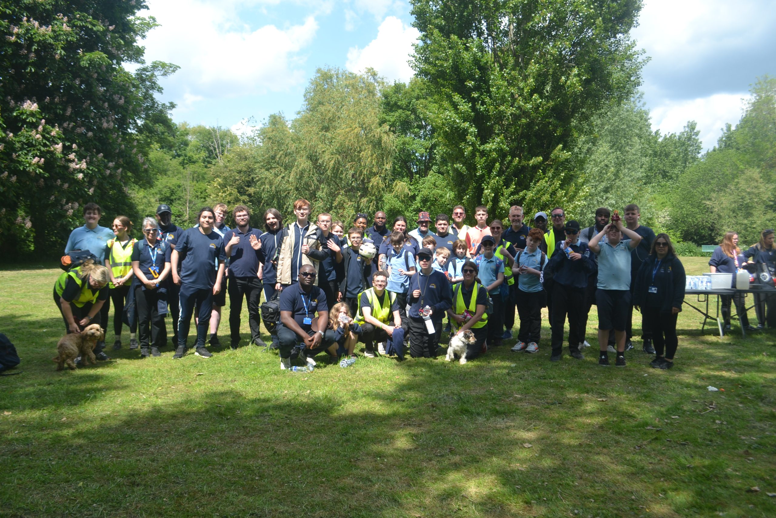 Broadlands Hall School Website – Working Today For A Brighter Tomorrow