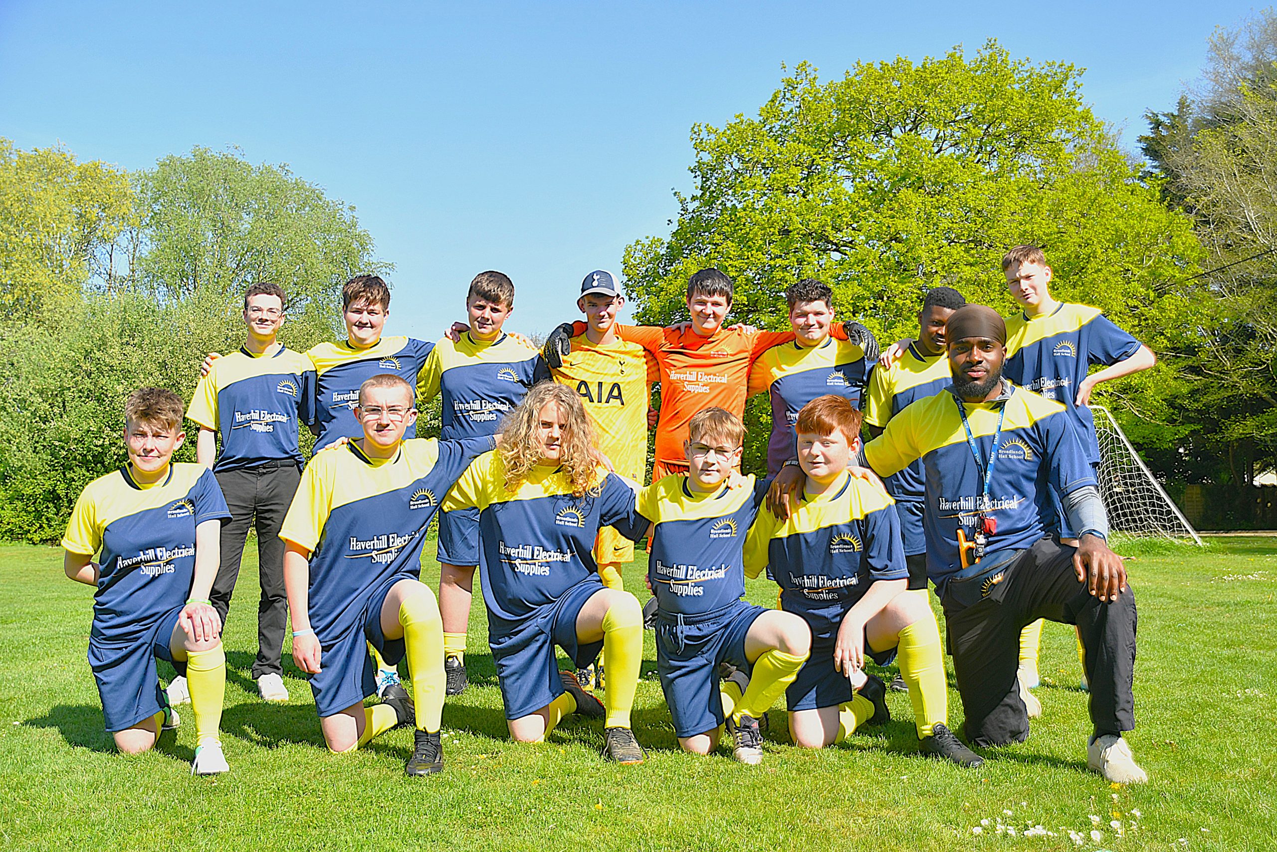 Broadlands Hall School Website – Working Today For A Brighter Tomorrow